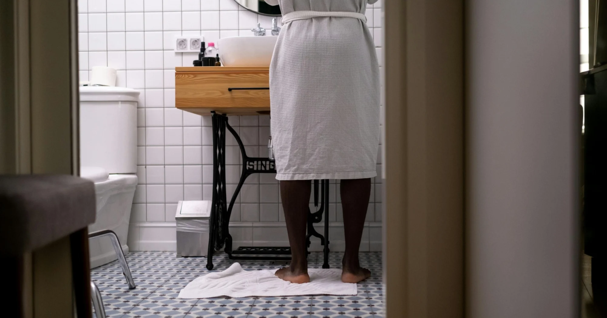 This common bathroom habit may reveal more about your health than you ...