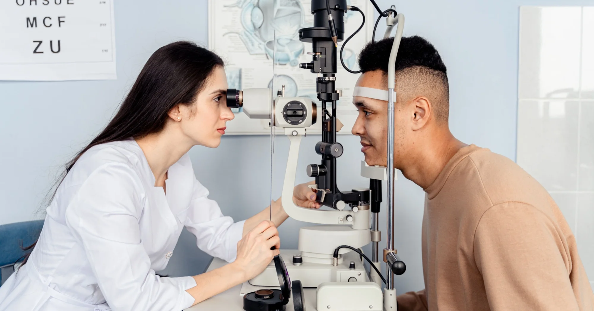Many adults notice this change in their eyesight after 50 doctors say ...